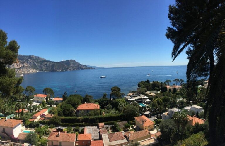 Cote d'Azur - Mediterranean Paradise